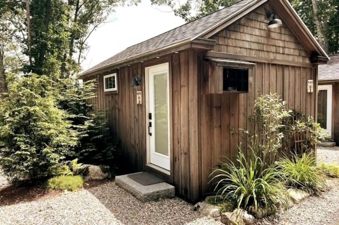 Maple Cabin - Steamboat Wharf Cabins